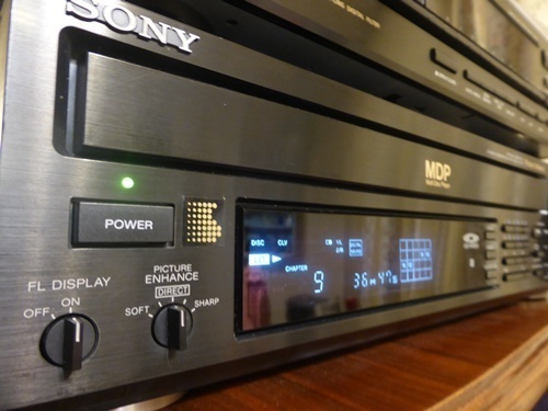 SONY MDP-555: 何かやってます SONY MDP-555: 何かやってます